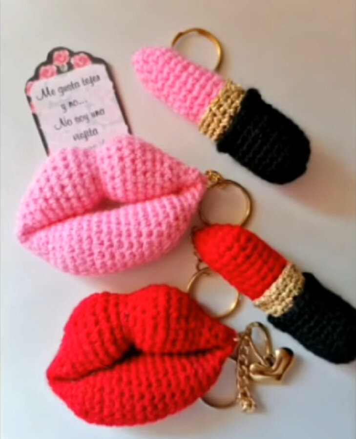 25 Souveniers Llaveros Tejidos Labios O Lapiz Labial | CompraVentaNet.com