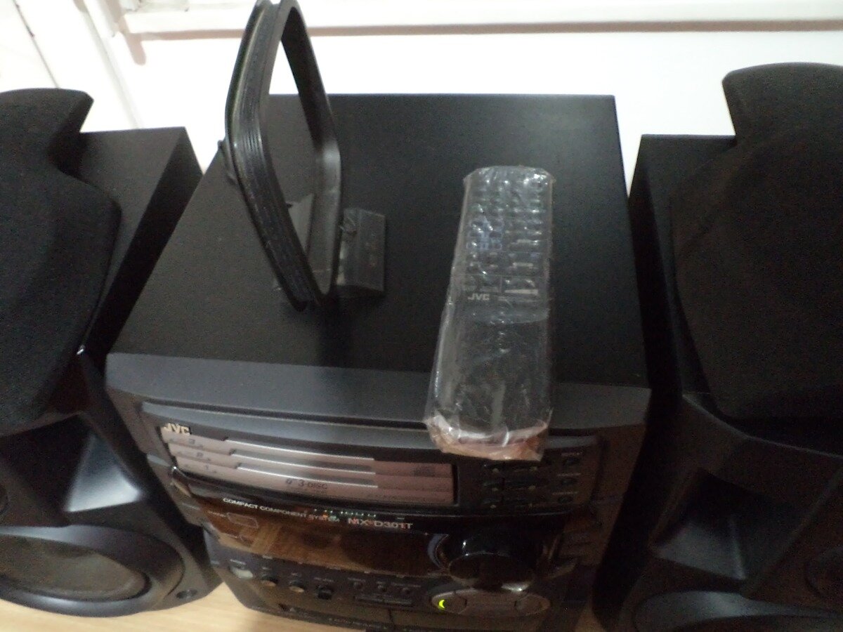 Mini Componente Jvc 3 Cd Radio Am Fm 2 Parlantes C.remoto ...