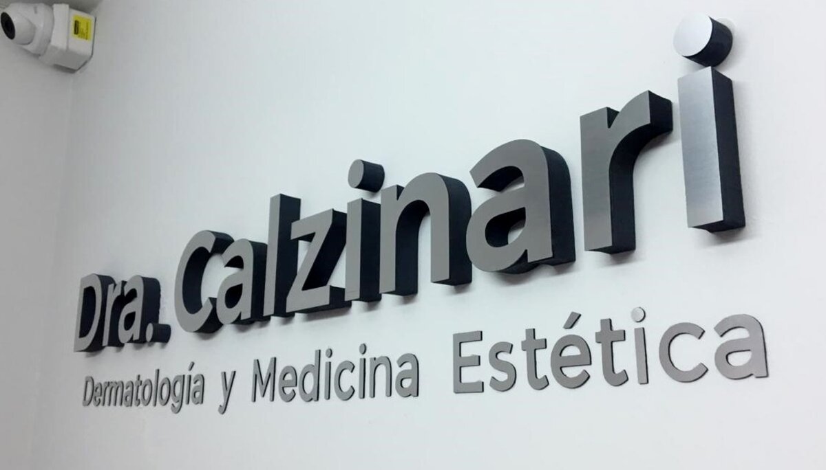 Corporeos - Logos - Letras Corporeas - Polyfan Con Frente Metalizado ...